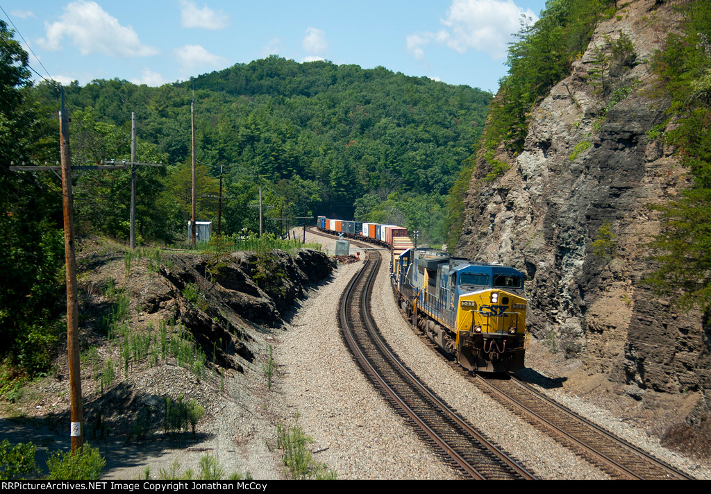 CSX Q136